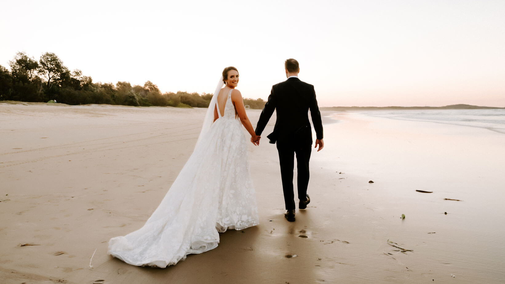 Services - Erin Fedele Sunshine Coast Wedding Makeup Artist & Beauty